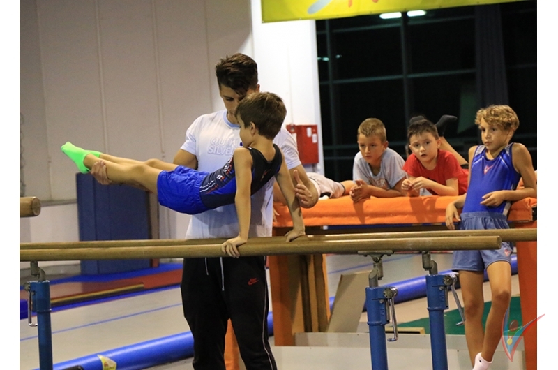 Vratilo i razboj - Gimnastički klub Pobednik, Beograd